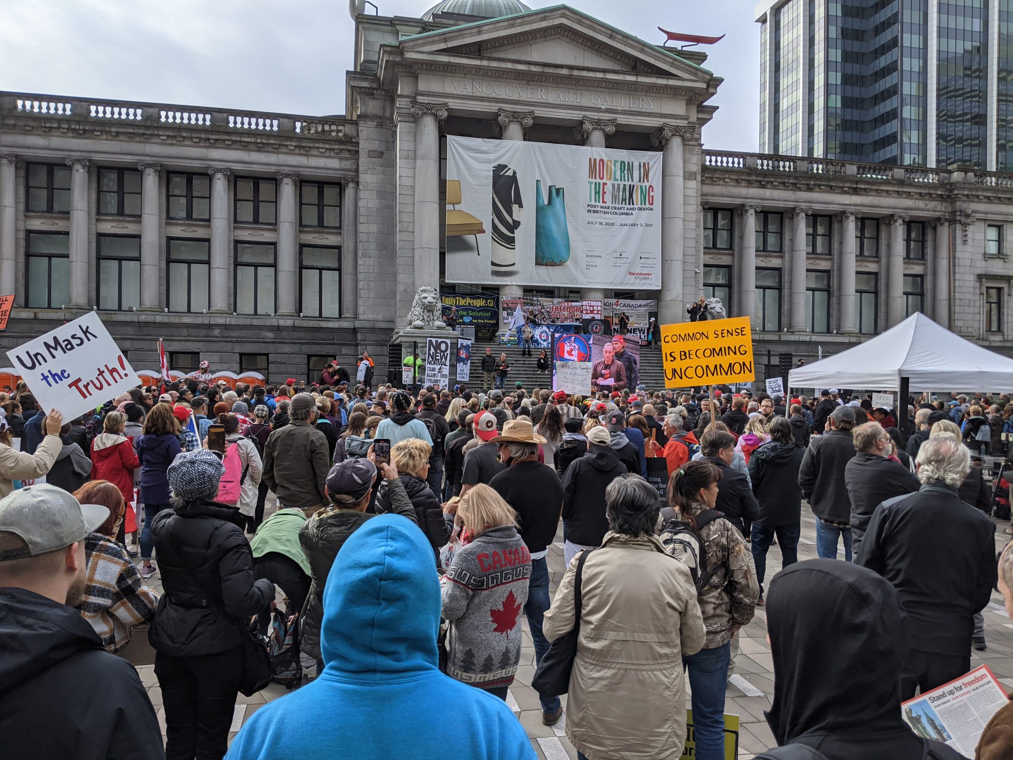 Rally crowd 17-Oct-20 - BC Libertarian Party